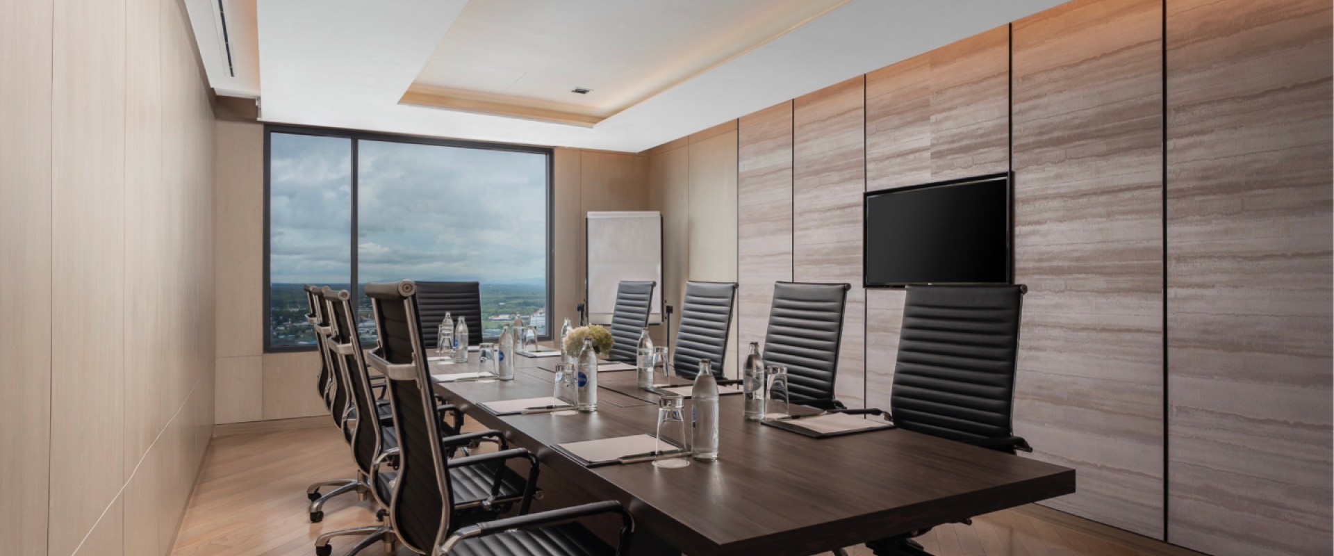 Rayong Hotel | Holiday Inn & Suites Rayong City Centre