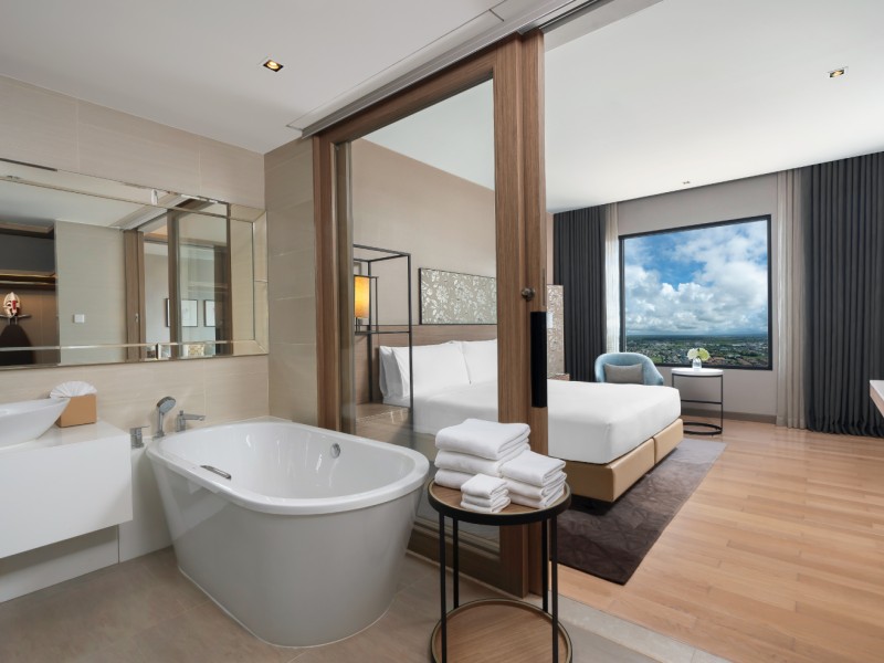 Rooms & Suites | Best Rayong Hotel | Holiday Inn & Suites Rayong City ...