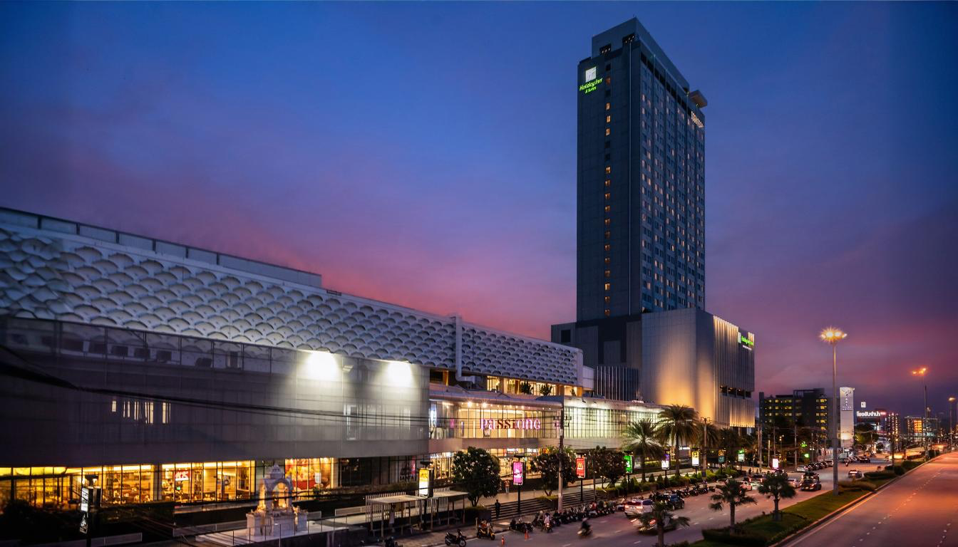 IHG Service Mark | Best Rayong Hotel | Holiday Inn & Suites Rayong City ...